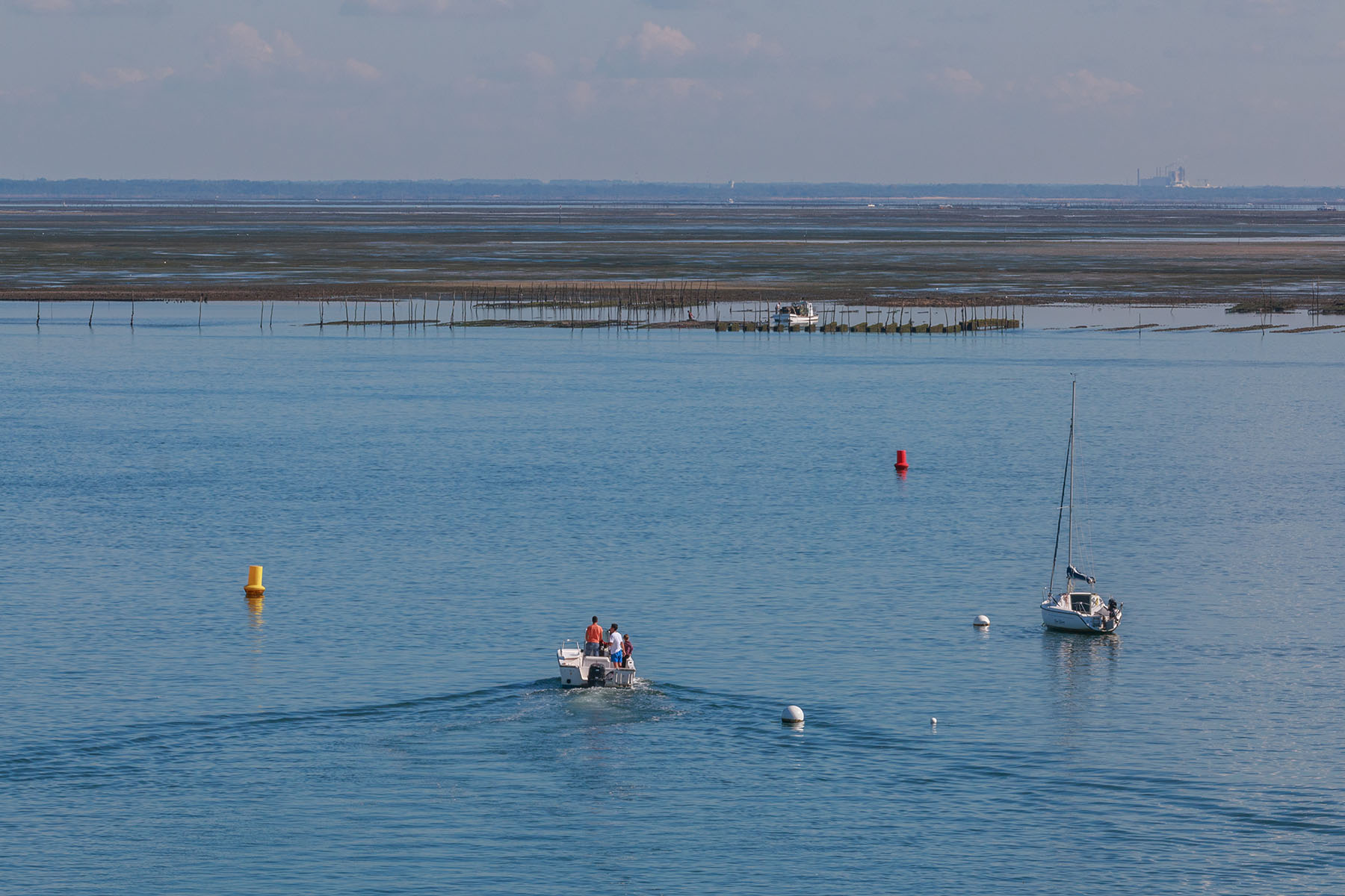 Explorez le Bassin d'Arcachon depuis le Cap Ferret : balades et activités